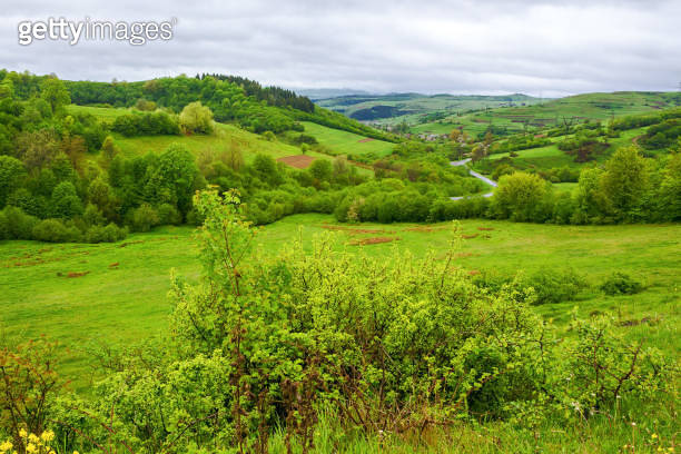 rural valley of ukrainian countryside in spring 이미지 (2074216646) - 게티이미지뱅크