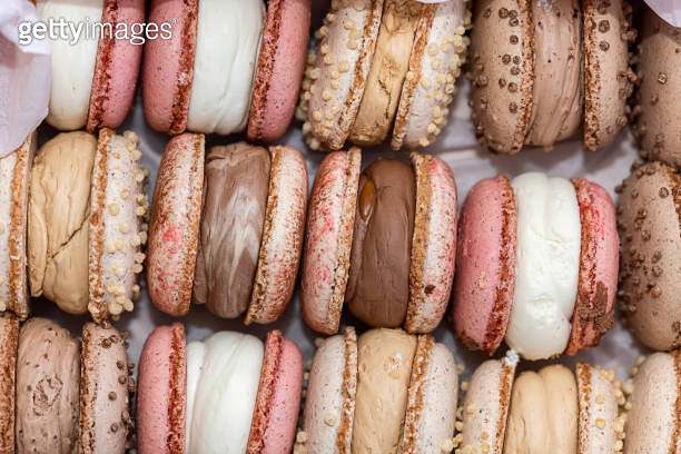 hand made sweet tasty colorful macaroons. Bakery concept 이미지 ...