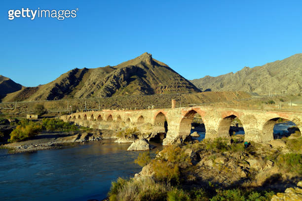 Khudafarin Bridge (big) Aras River, Iran - Azerbaijan border 이미지 ...