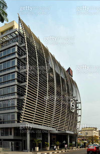 BNI bank on Che Guevara Avenue, Luanda, Angola (2169599443) - 게티이미지뱅크