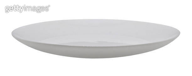 Clean plate isolated on white background. Side view. Ceramic dishes ...