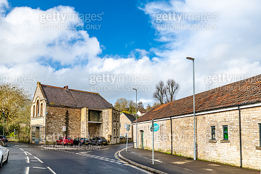 Historic buildings in the town of Radstock 이미지 (2122330619) - 게티이미지뱅크