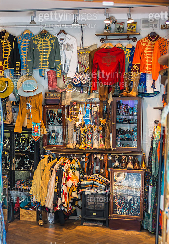 Antic and second hand shop display at Portobello road Notting Hill ...