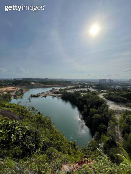 A view of Tasik Hijau (green lake) Seri Alam, Johor, Malaysia. 이미지 ...