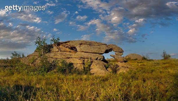 Rock remnants of Kolyvan 이미지 (2155904417) - 게티이미지뱅크