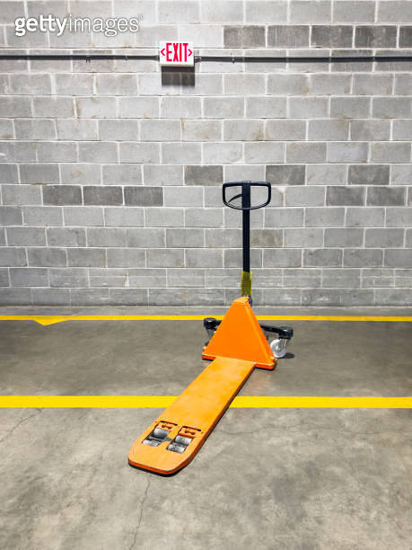 Pallet jack 이미지 (2148223735) - 게티이미지뱅크