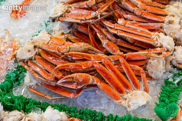 Frozen Alaska king crab legs in Washington D.C. fish market at the ...