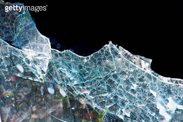 Shattered old broken and sharp glass - abstract background 이미지 ...