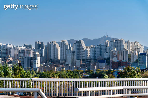 Seoul cityscapes, skyline, high rise office buildings and skyscrapers ...