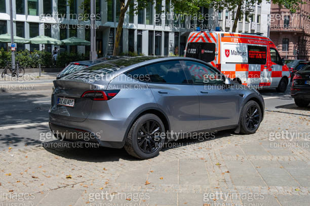 silver Tesla Model Y, Elon Musk Tesla motor company, supercar dynamics ...