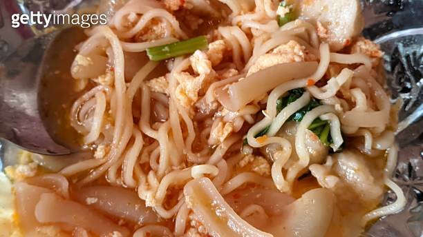 Seblak noodles are very spicy, Anjayy 이미지 (1968522387) - 게티이미지뱅크