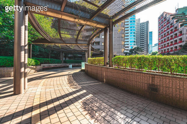 Public Area in Tokyo City 이미지 (2129642034) - 게티이미지뱅크
