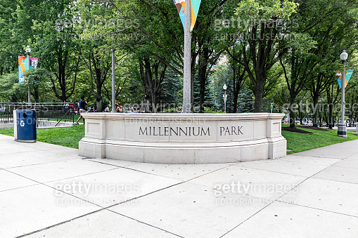 The Millennium Park sign in Chicago 이미지 (2162117879) - 게티이미지뱅크