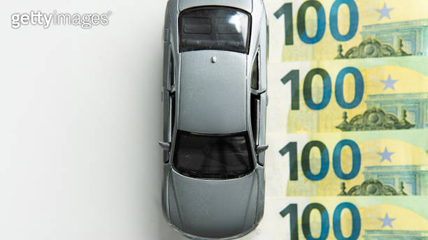 Car Next to Stacked 100 Euro Bills – Symbol of Car Costs 이미지 ...