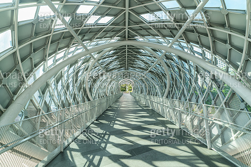 Inside view of Saloma Link Bridge in Kuala Lumpur, Malaysia 이미지 ...