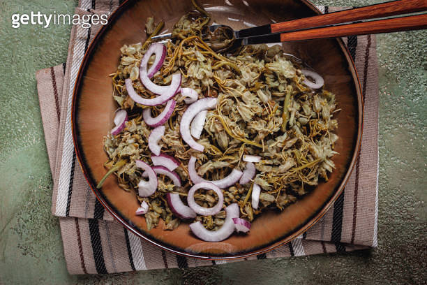Jonjoli, Colchian klekachka, jonjoli salad, with red onion and butter ...