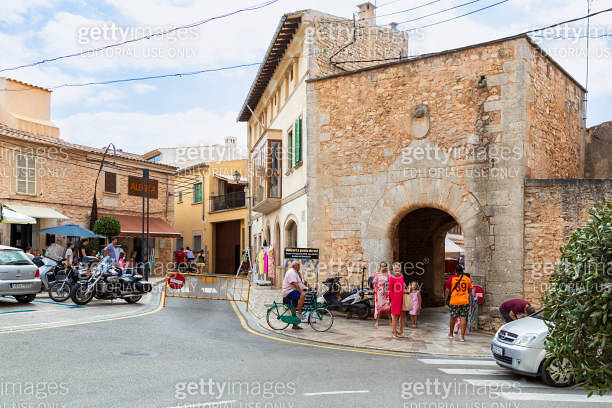 Old former prison and city gate - La Porta Murada, of Santanyí on the ...