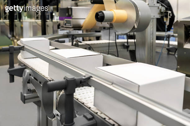 Automated solution for labeling products in a factory. Labels printing ...