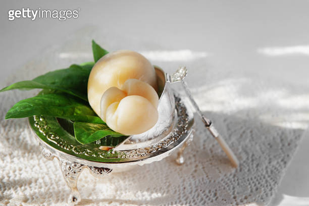 scamorza, Pasta Filata, Italian cheeses collection, smoked scamorza ...