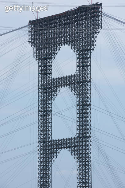 Steel frame and cable-assisted construction structure of the bridge ...