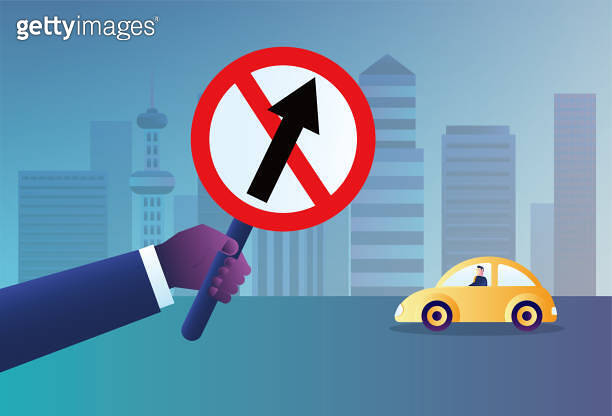 Hand holding up a prohibition sign to stop a moving car 이미지 (2148261565 ...