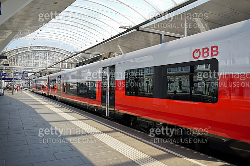 Railjet high speed train of the Austrian Federal Railways (OBB) arrives ...