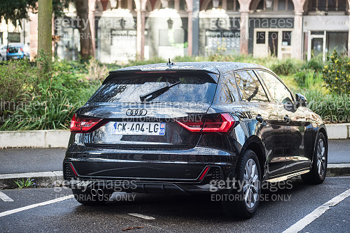 rear view of back audi A1 parked in the street 이미지 (2114940707) - 게티이미지뱅크