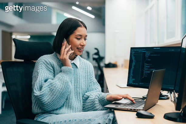 young programmers working on a new project for a start up business. 이미지 ...