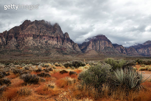 Landscape view of desert in Southern Nevada near Las Vegas, travel ...