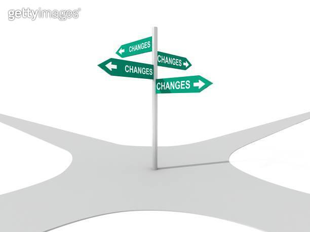 Change direction sign future choice decisions (2007051006) - 게티이미지뱅크