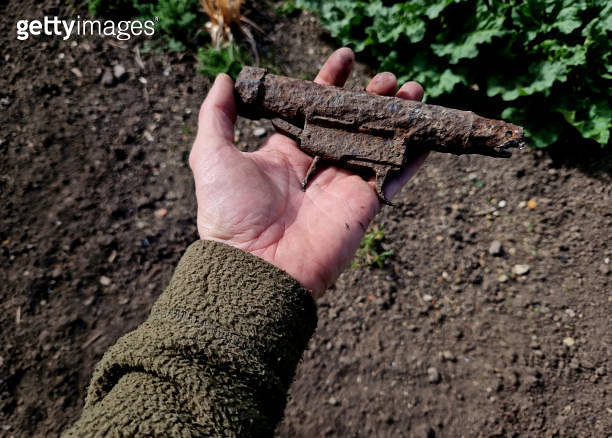 pyrotechnic cleaning of former shooting ranges and battlefields ...
