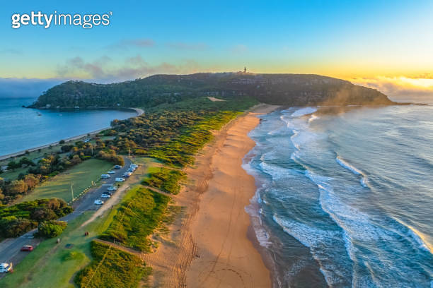 Sunrise over the sea with a low cloud bank and fog 이미지 (2156464889 ...