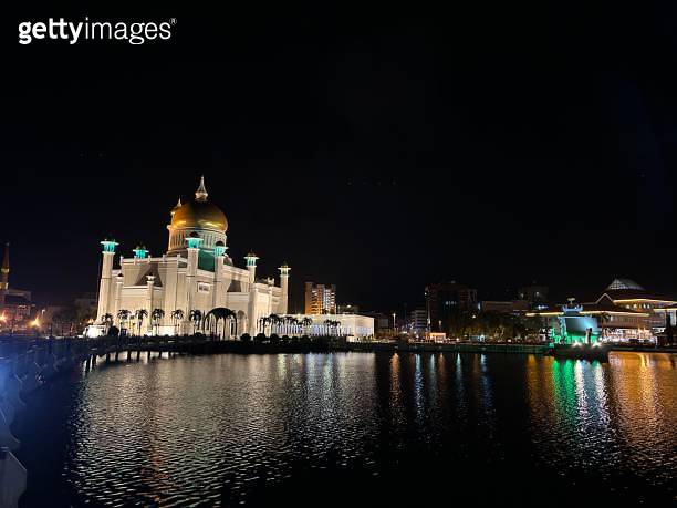 Bandar Seri Begawan in Brunei is a beautiful and harmonious Asian ...