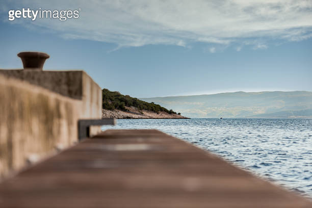 Small Ferry Port on Mediterranean Island 이미지 (1980884060) - 게티이미지뱅크
