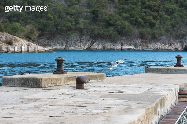 Small Ferry Port on Mediterranean Island 이미지 (1980884062) - 게티이미지뱅크