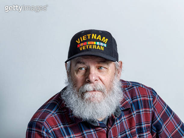 Contemplative USA Military Vietnam War Gray Beard Veteran 이미지 ...