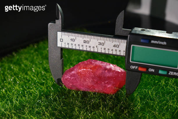 ruby Is red gem Beautiful by nature For making expensive jewelry 이미지 ...