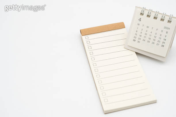 Blank Check list or Empty small notepad with checkbox and Simple desk ...