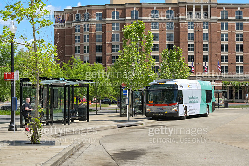 Public service bus in the bus station in Alexandria, Virginia 이미지 ...