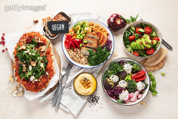 Green, healthy vegetarian food for lunch or dinner. 이미지 (2149470194 ...