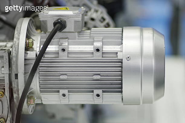 Silver electric motor 이미지 (1851237505) - 게티이미지뱅크