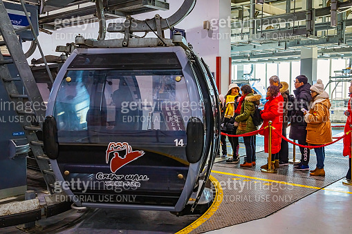 The cable car to the Great wall of China at Badaling site in Beijing ...