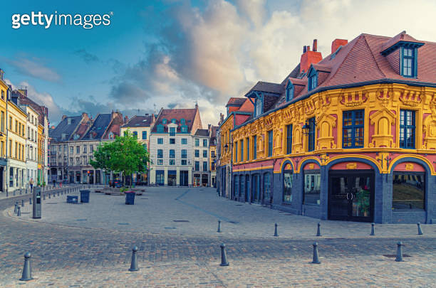 Vieux Lille old town quarter with empty narrow cobblestone street ...