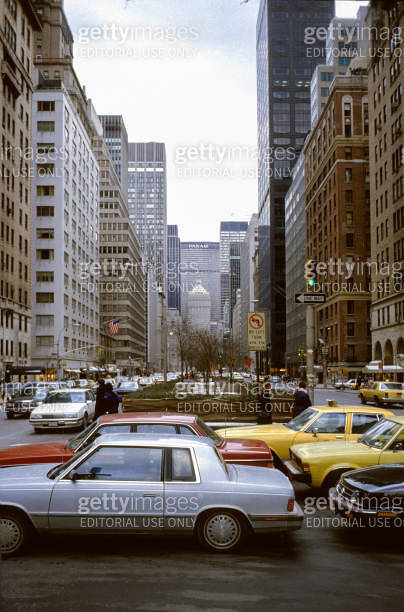 Historic photo from 1988 of Park Avenue with a view of the former Pan ...
